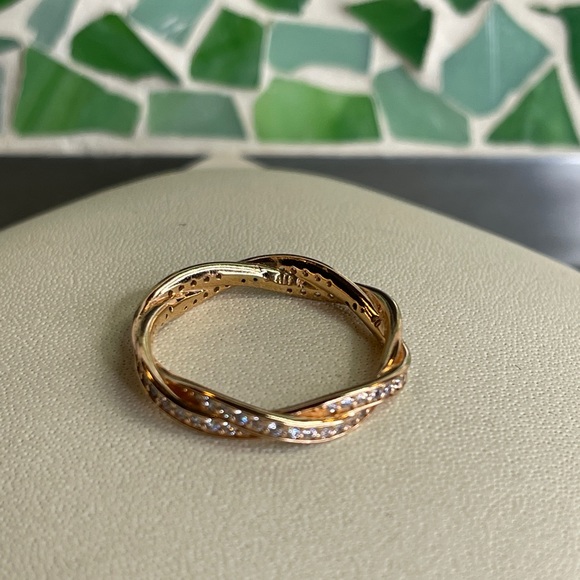 Pandora | Jewelry | Pandora Sparkling Twisted Lines Ring | Poshmark